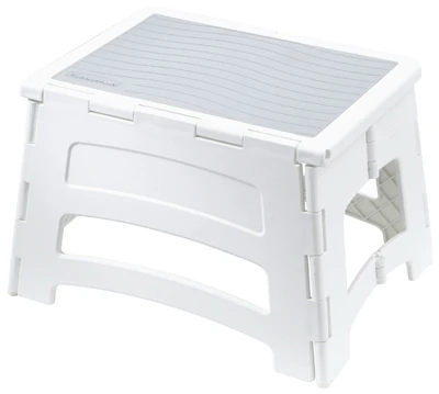 Rubbermaid Folding Step Stool, Plastic | Table Rock True Value